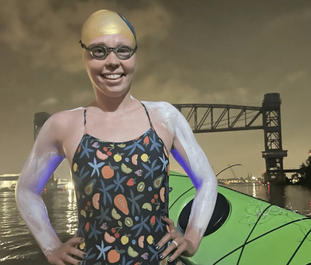 Leslie Hamilton, Circumnavigation Swimming Expert, Circling Hong Kong ...