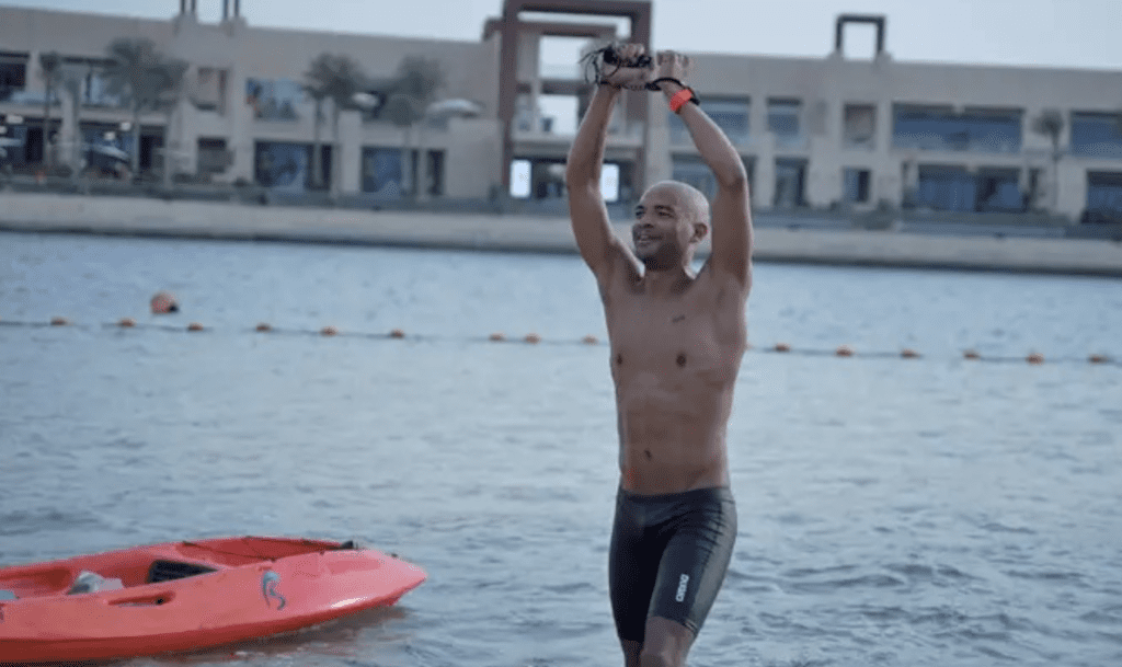 Michael Moreau’s Record-setting Handcuff Swim in Hawaii – Daily News of ...